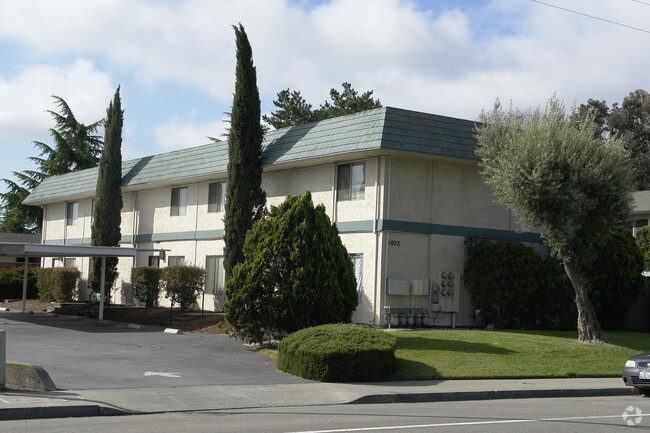 1023-1045 Bluebell Drive - AC Housing Choices